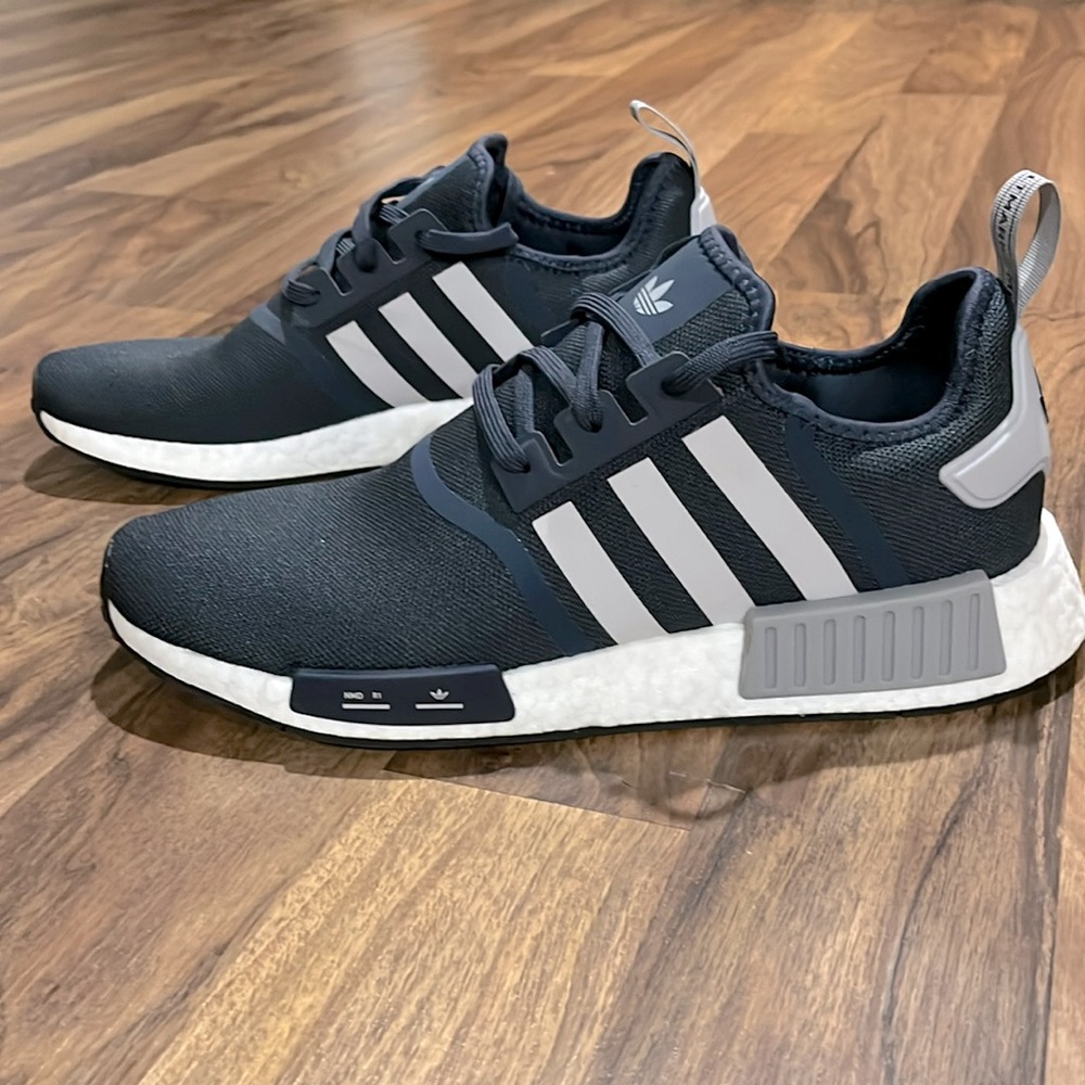 Men’s Adidas Nmd_r1 Shoes - Gem